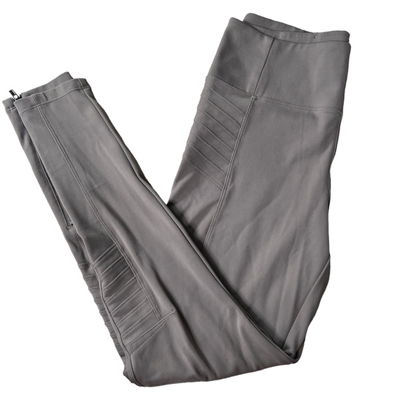 Athleta | Pants & Jumpsuits | Athleta Delaney Moro Tight Leggings ...